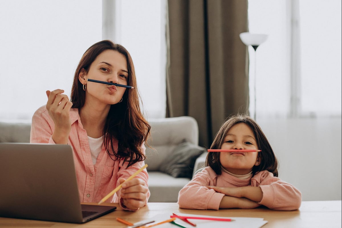 10 Amazing Jobs for Moms to Rebuild Your Career Fast