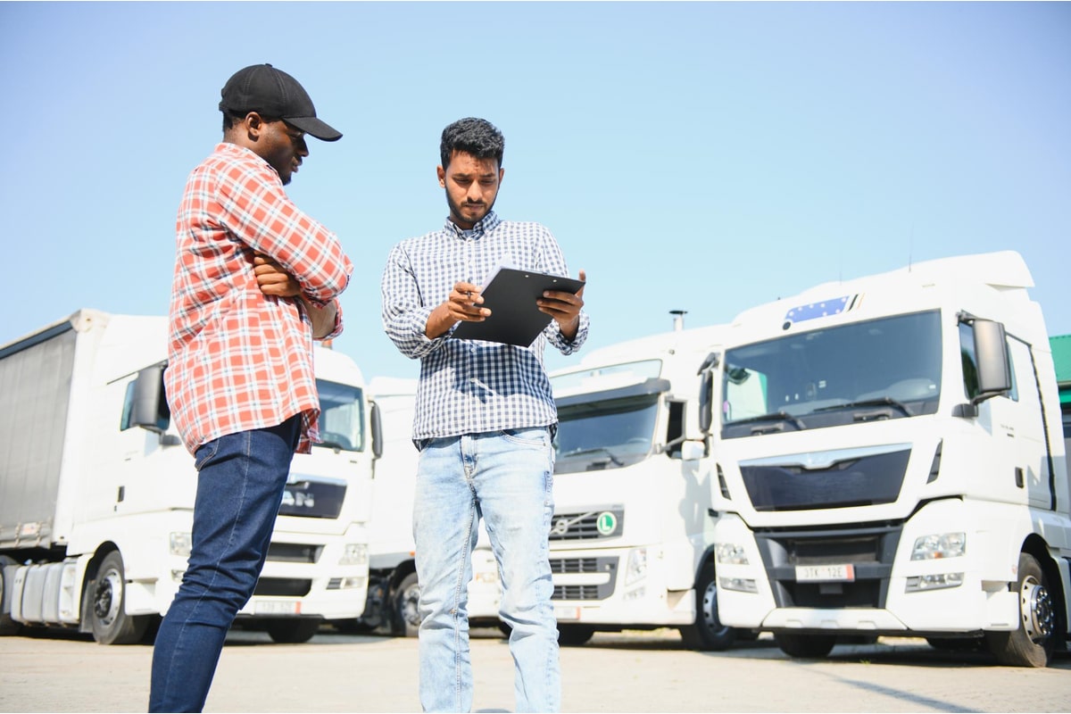 8 Easy Steps to Start a Transport Business in India 2025