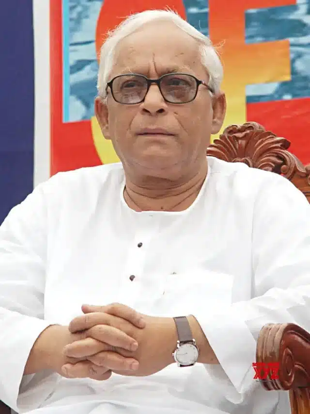 Who Was Buddhadeb Bhattacharjee ? - Chegg India