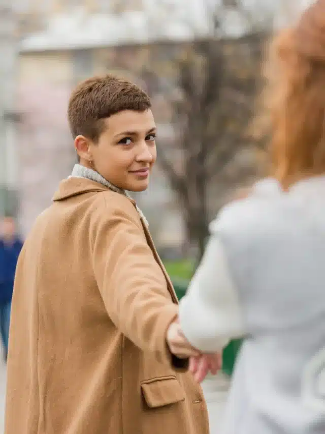 7 Signs People Look Up To You as per Psychology - Chegg India