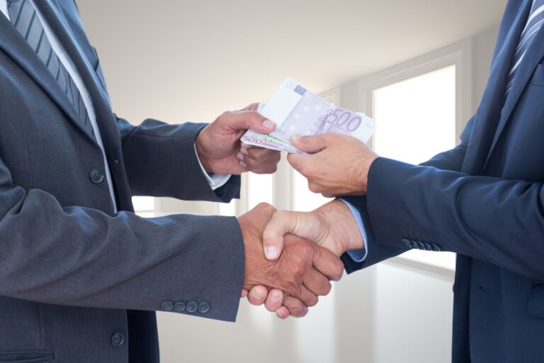 Successful Salary Negotiation with HR: 7 Key Strategies
