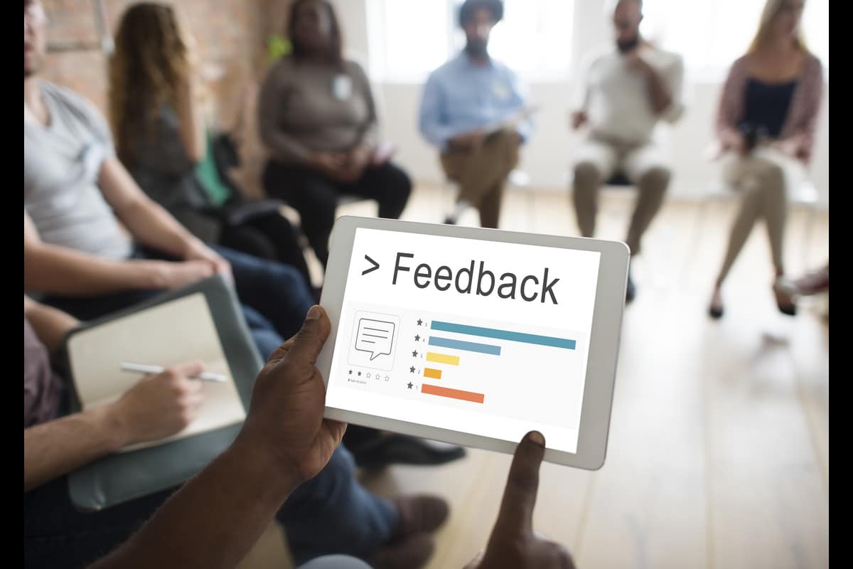 Feedback in Communication- 7 Powerful Strategies to Improve