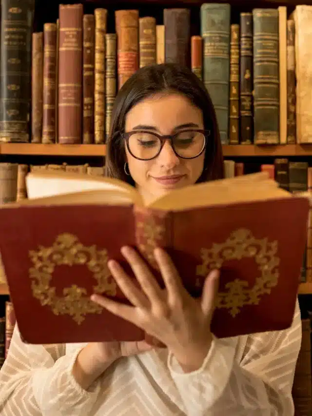 8 Addictive Romance Books That You'll Forget What's Around You - Chegg ...