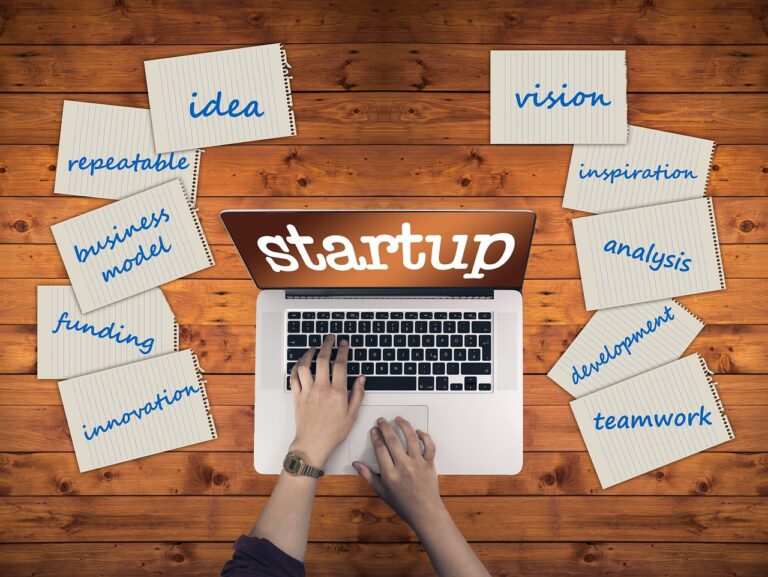 10 Best Startup Ideas for Students in 2025 to Earn Big Profits