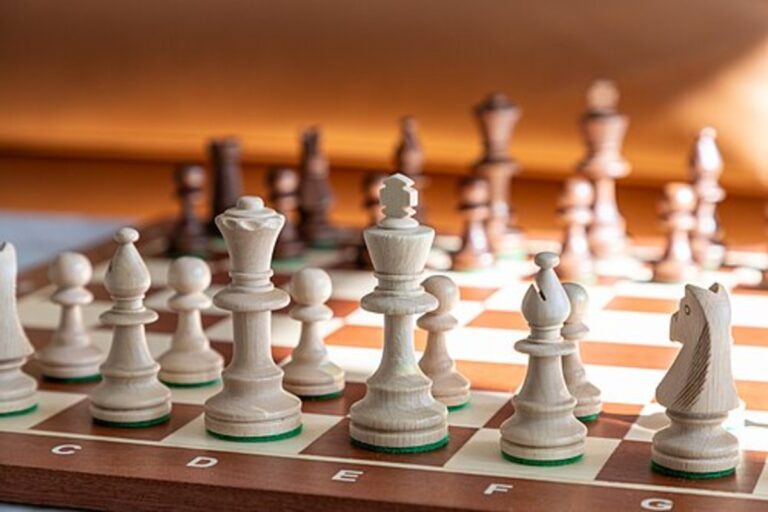 List of Indoor Games – Best Games for Kids & Families