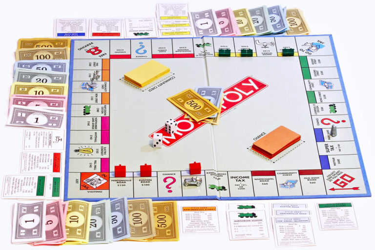 List of Indoor Games – Best Games for Kids & Families